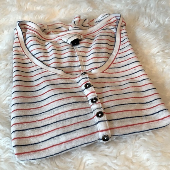 Universal Thread | Tops | Universal Thread Tshirt Blue Red White Stripe ...